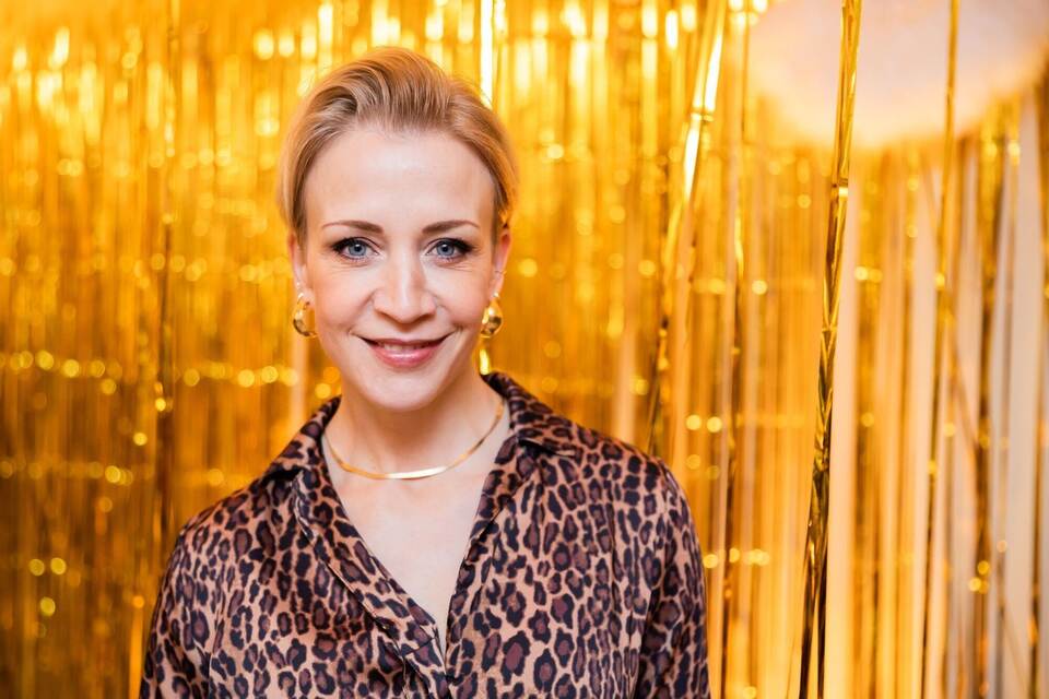 Schauspielerin Annika Ernst heiratet ihren Nachbarn - Show-Biz ...