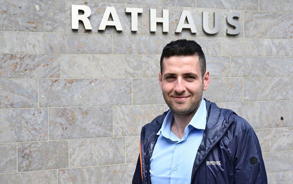 Nach Flucht: Ryyan Alshebl als Bürgermeister vereidigt - Baden ...