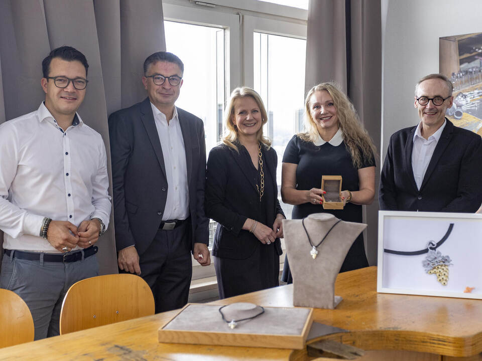 So kommt königlicher Glanz auf Pforzheims Oechsle Fest - Pforzheim ...