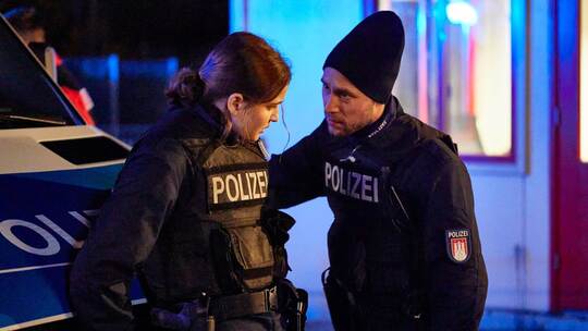 Brisantes Polizei-Drama «Am Ende der Worte» - Show-Biz / Boulevard ...