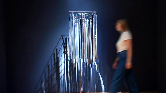 Der Meister des Lichts: Große Schau im ZKM Karlsruhe huldigt Heinz Mack - Kultur - Pforzheimer ...