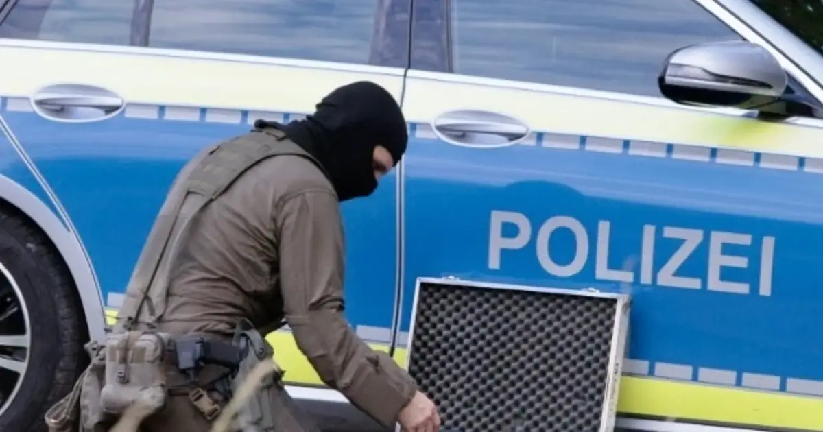 In Bildern: SEK-Einsatz sorgt in der Nordstadt für Aufsehen - Bildergalerie - Pforzheimer-Zeitung