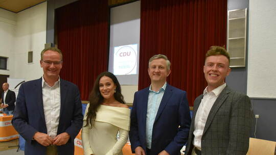 Jüngerer CDU-Vorstand um Krichbaum - Region - Pforzheimer-Zeitung
