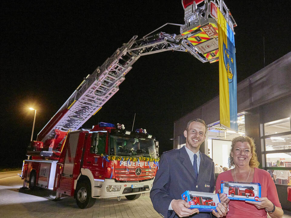 Feuerwehr Öschelbronn erhält modernes Zuhause für heldenhaften Einsätze ...