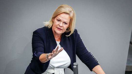 Pforzheimer CDU-Politiker von Migration-Diskussion im Bundestag ...