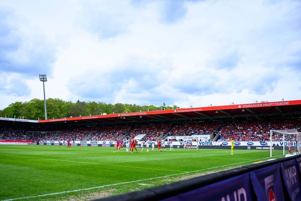 1. FC Heidenheim kommt Stadion-Ausbau weiteren Schritt näher - Baden-Württemberg - Pforzheimer ...