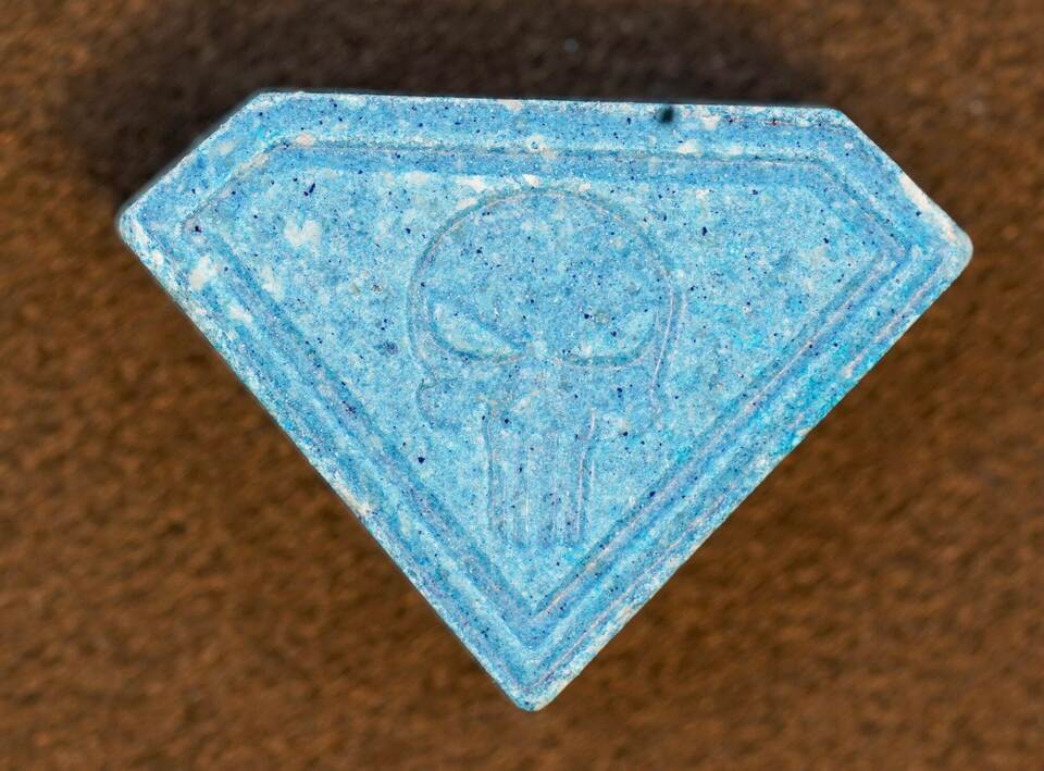 Gutachten: 13-Jährige starb an «Blue Punisher»-Dosis - Deutschland und ...