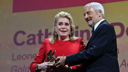 Catherine Deneuve wird 80 - PZ-news.de - Nachrichten aus Pforzheim und ...