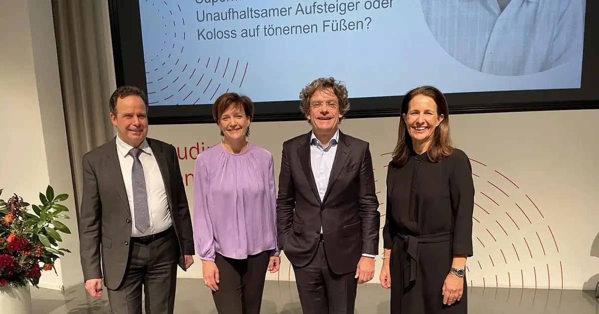 Wirtschaftsjournalist Frank Sieren über China als Player in einer ...
