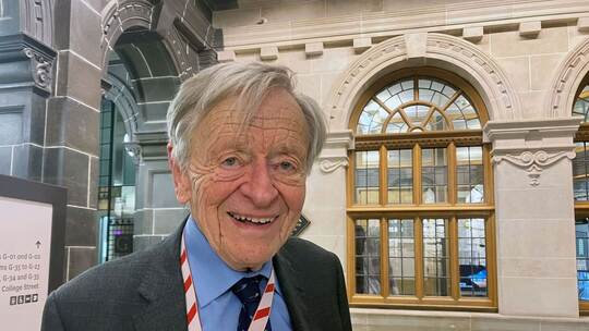 Kindertransport-Überlebender: Schwere Lage für Deutschland - Politik ...