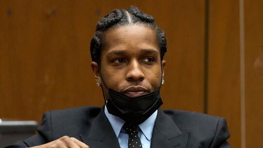 Rapper Asap Rocky wegen Waffen-Vorwürfen vor Gericht - Show-Biz ...