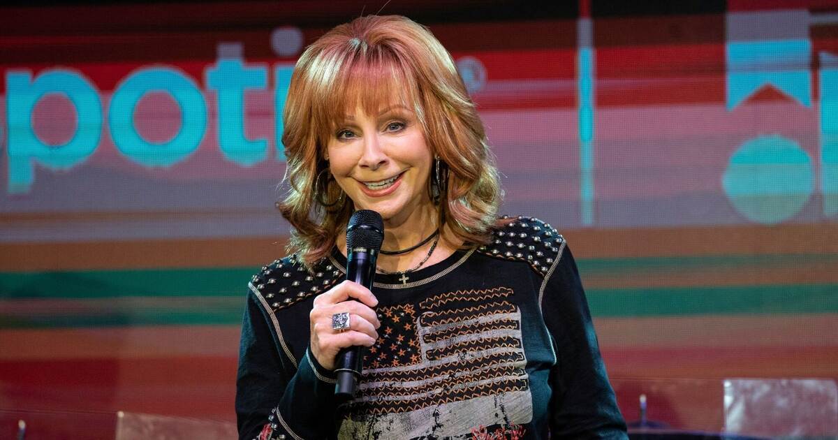 Reba McEntire und Post Malone treten beim Super Bowl auf - Show-Biz ...