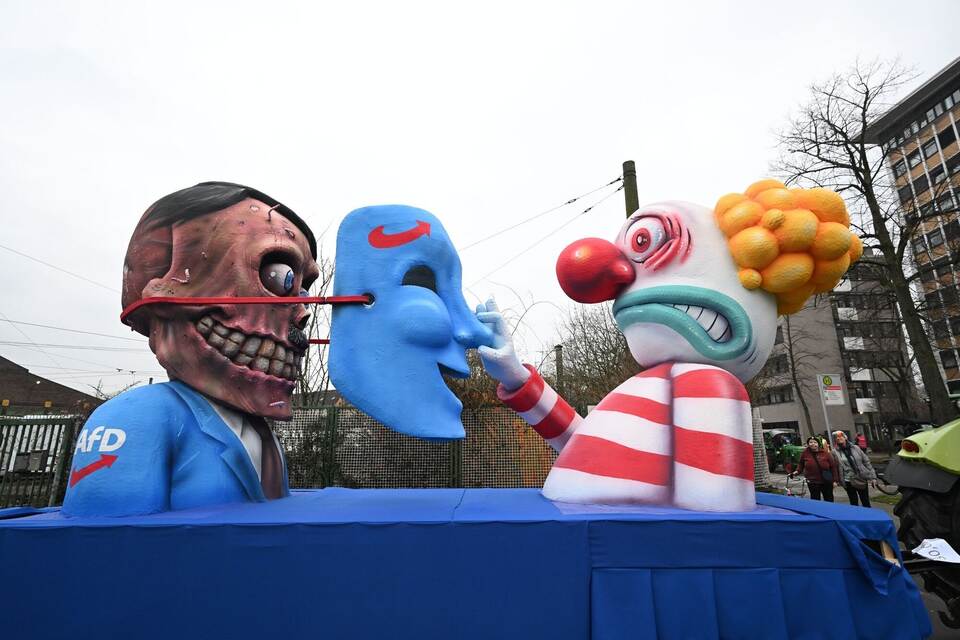 Rosenmontagszüge in Köln, Düsseldorf und Mainz unterwegs - PZ-news.de ...