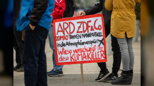 Klimastreik: Fridays for Future und Verdi demonstrieren in Pforzheim - Bildergalerie ...
