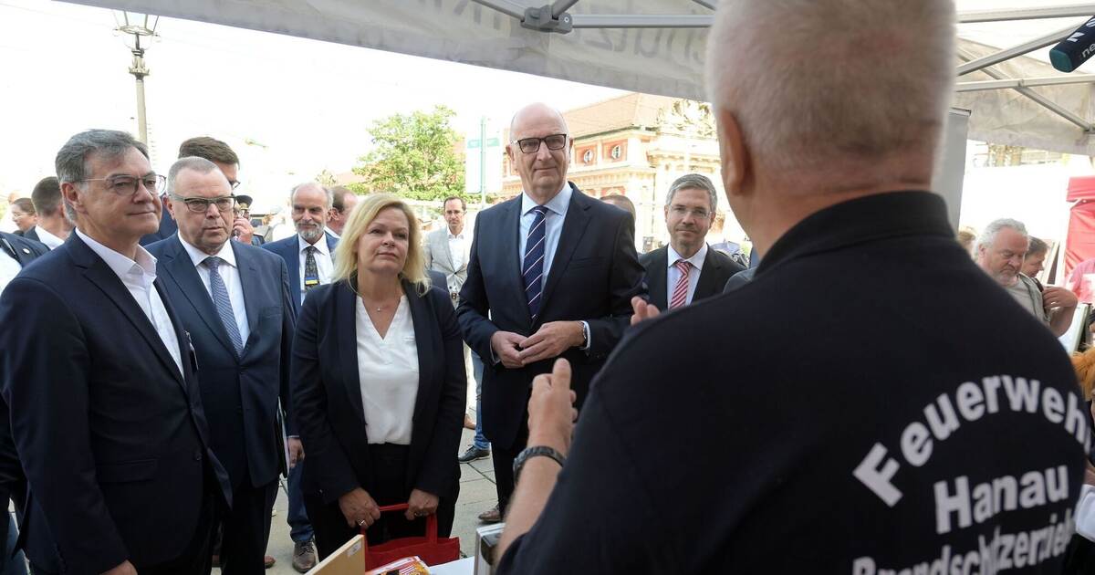 Faeser: Zivile Verteidigung braucht massive Investitionen - Politik ...