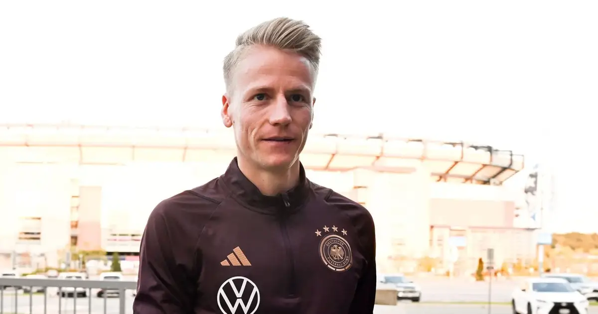 EM-Ticket für Stuttgarter Führich: Präsentation beim Bäcker - Sport ...