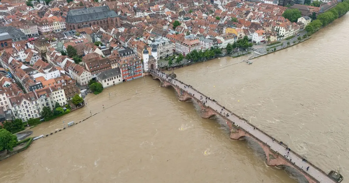 Hochwasser-Scheitelpunkt in Heidelberg erreicht - Baden-Württemberg - Pforzheimer-Zeitung