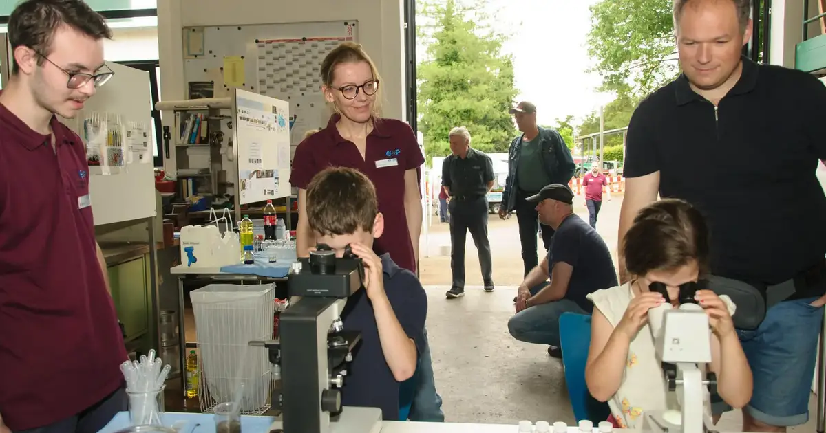 Alles klar in der Kläranlage Pforzheim: Gläsernes Rohrsystem erlaubt ...