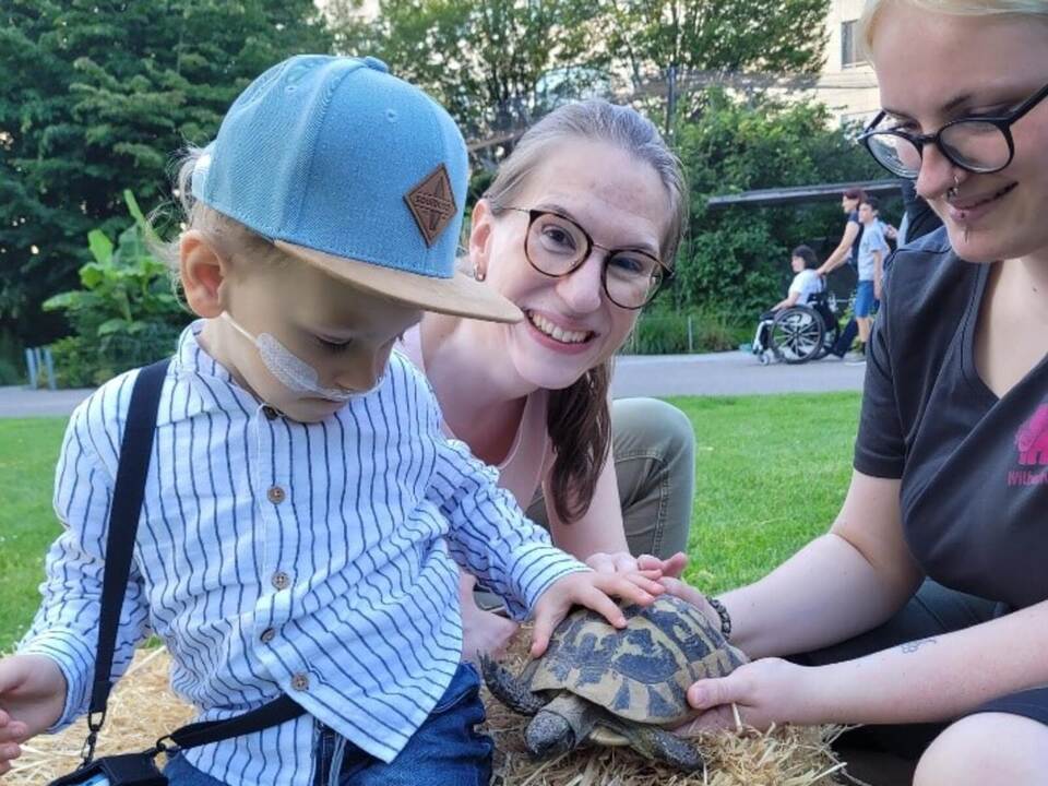 In der Wilhelma: Eine „Traumnacht“ für den schwerkranken Nico aus ...