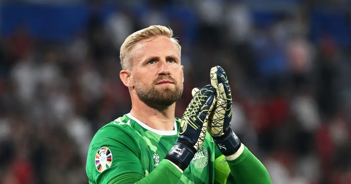 Vater und Sohn: Torwart-Familie prägt Dänemarks Fußball - Sport ...