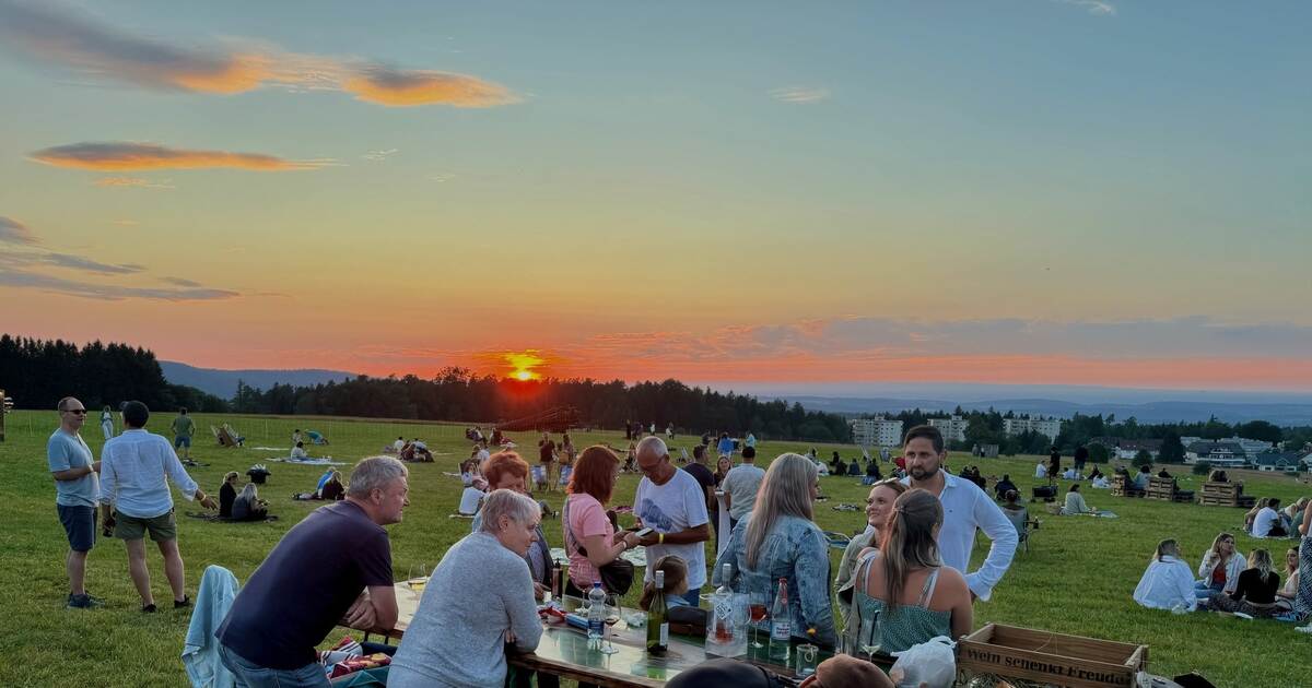 Dobler Bergglühen: Besucher genießen Ambiente und Musik - Bildergalerie ...