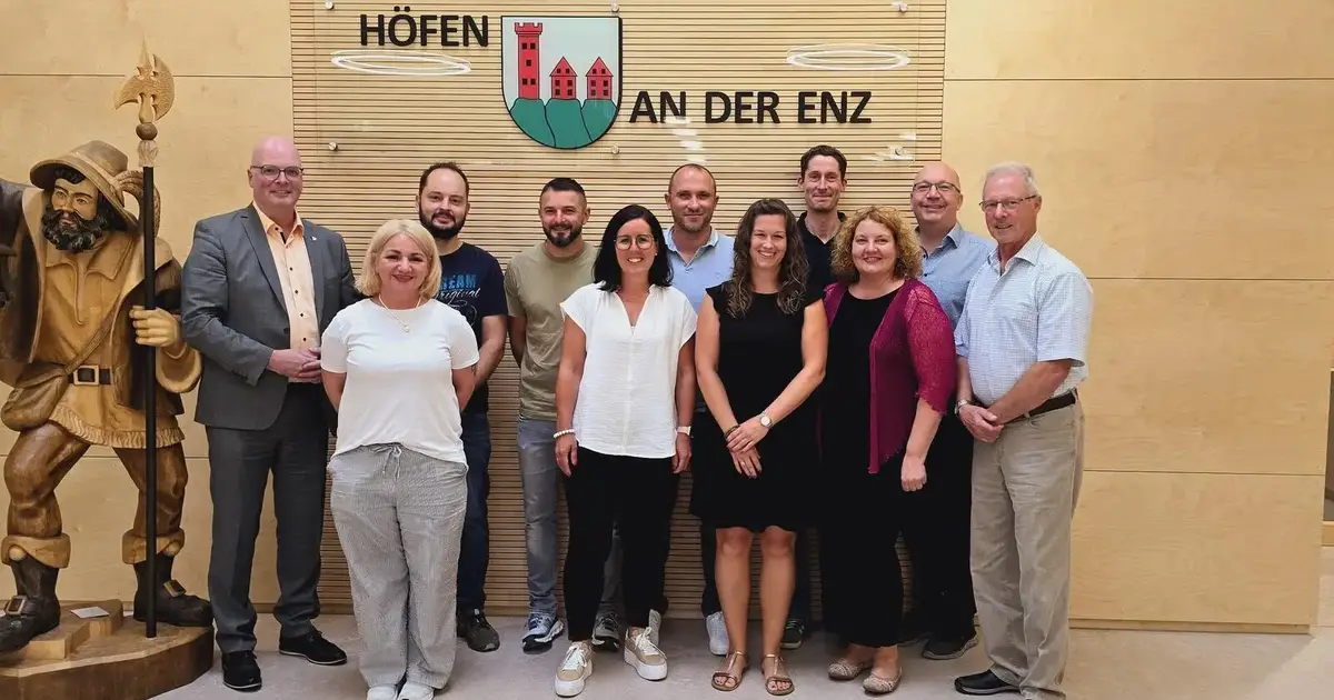 Ärger um Benennung von Straße: Gemeinderat in Höfen hat sich mit Kritik ...