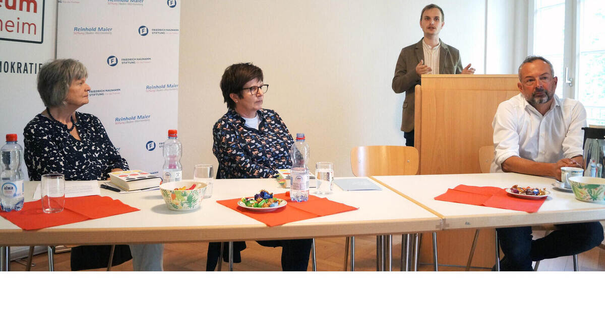 Blick auf die deutsche Parallelgeschichte: Ursula Weidenfeld im ...