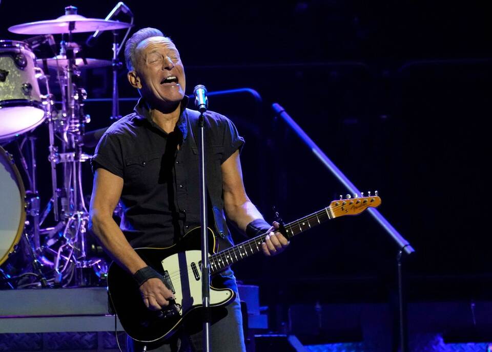 White: Mithilfe von Internetclips wird er Bruce Springsteen - PZ-news ...