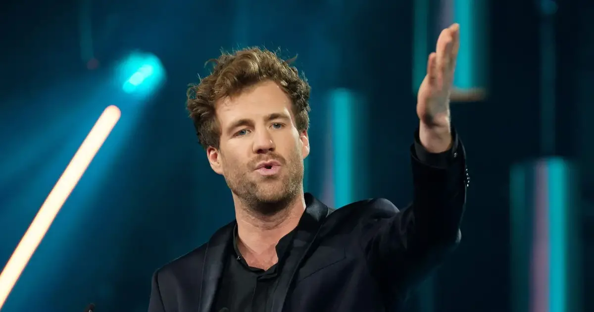 Mockridge will wieder auf die Bühne - Tourstart in Wien - Show-Biz ...