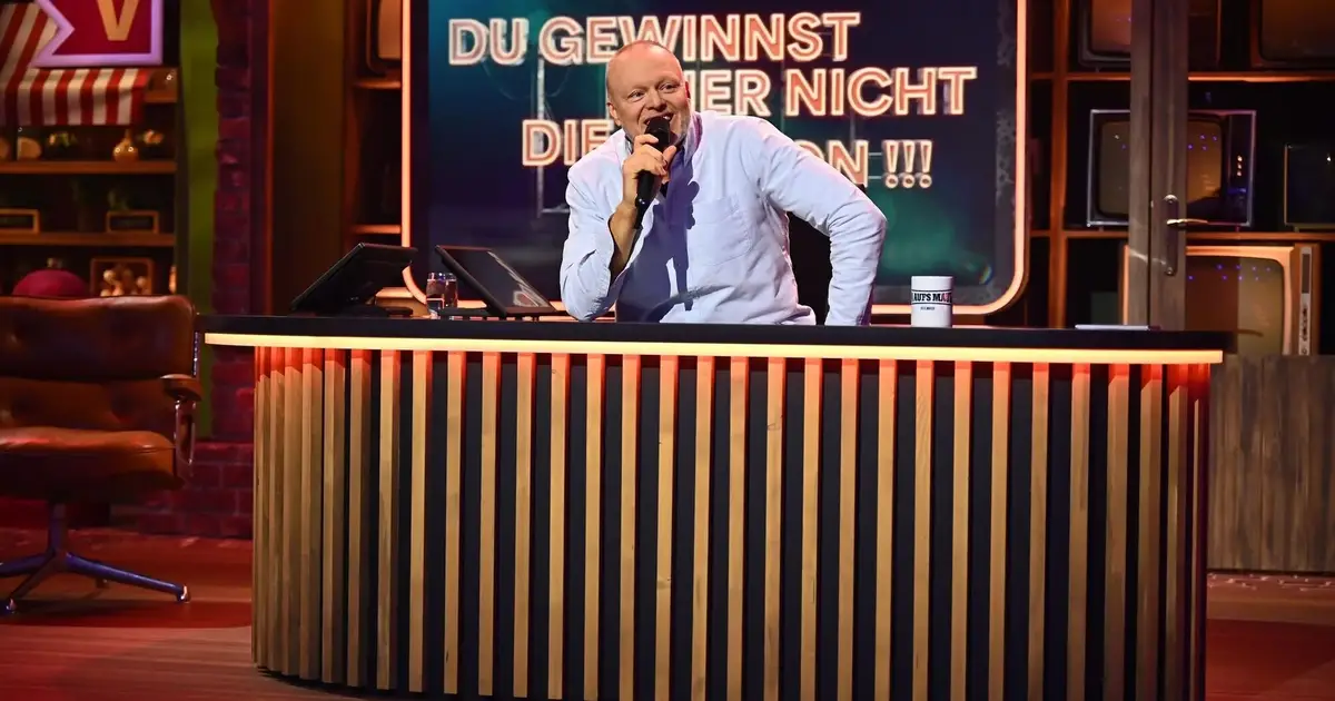 Zweite Show-Folge: Raab zieht Passanten auf Parkbank ab - Show-Biz / Boulevard - Pforzheimer-Zeitung