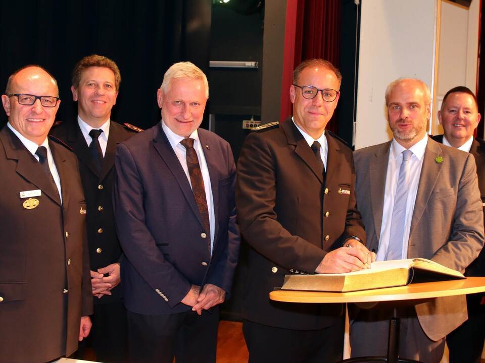 Das brennt den Feuerwehren auf den Nägeln - Region - Pforzheimer-Zeitung