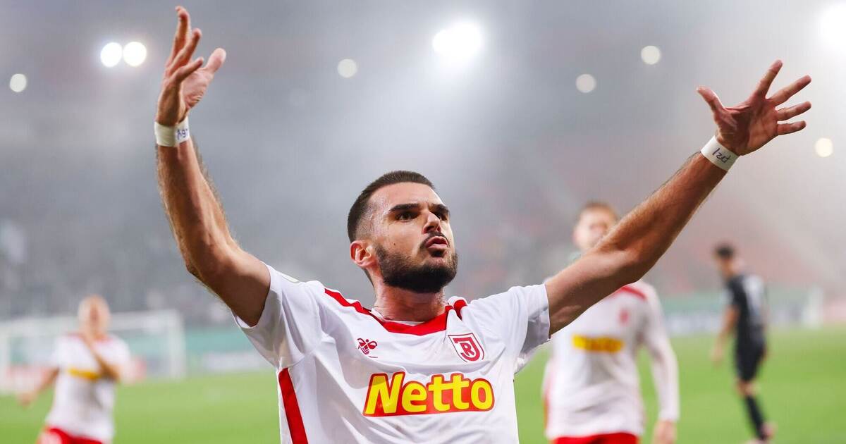 Erst Tor, dann Rot: Bulic führt Regensburg zum Pokalsieg - Sport ...